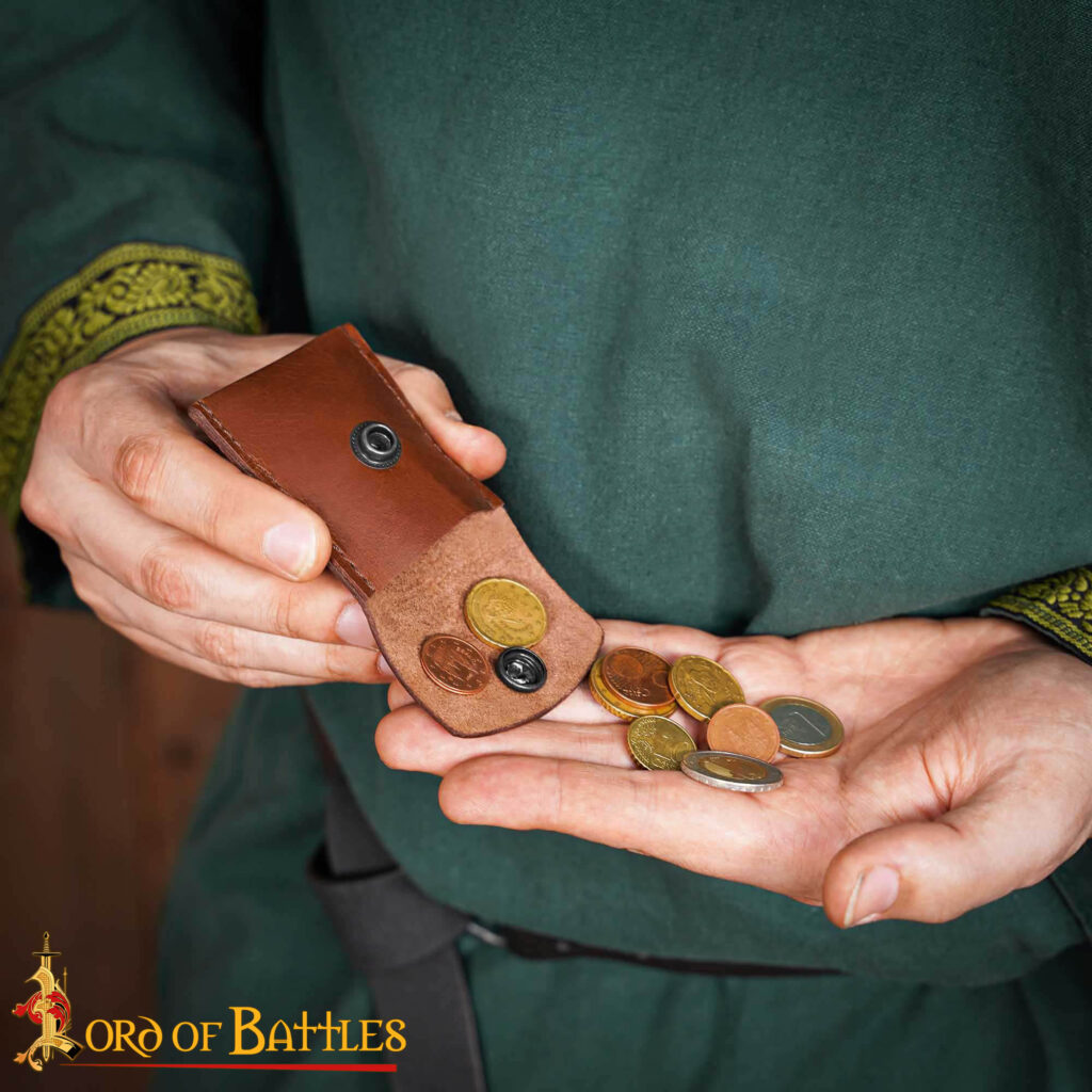 Medieval Genuine Leather Coin Pouch with Keyring – 2mm