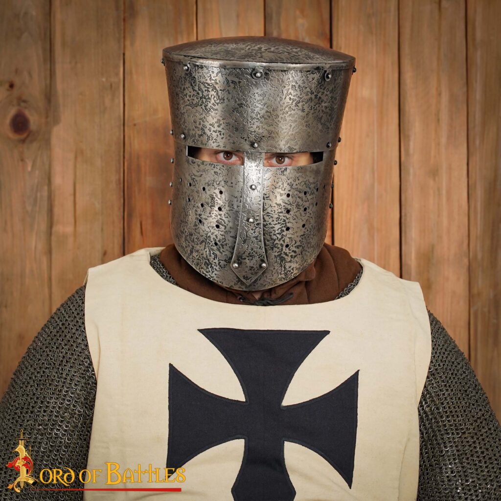 Medieval Crusader Antique Helmet with Padded Liner 16 gauge - Medieval ...